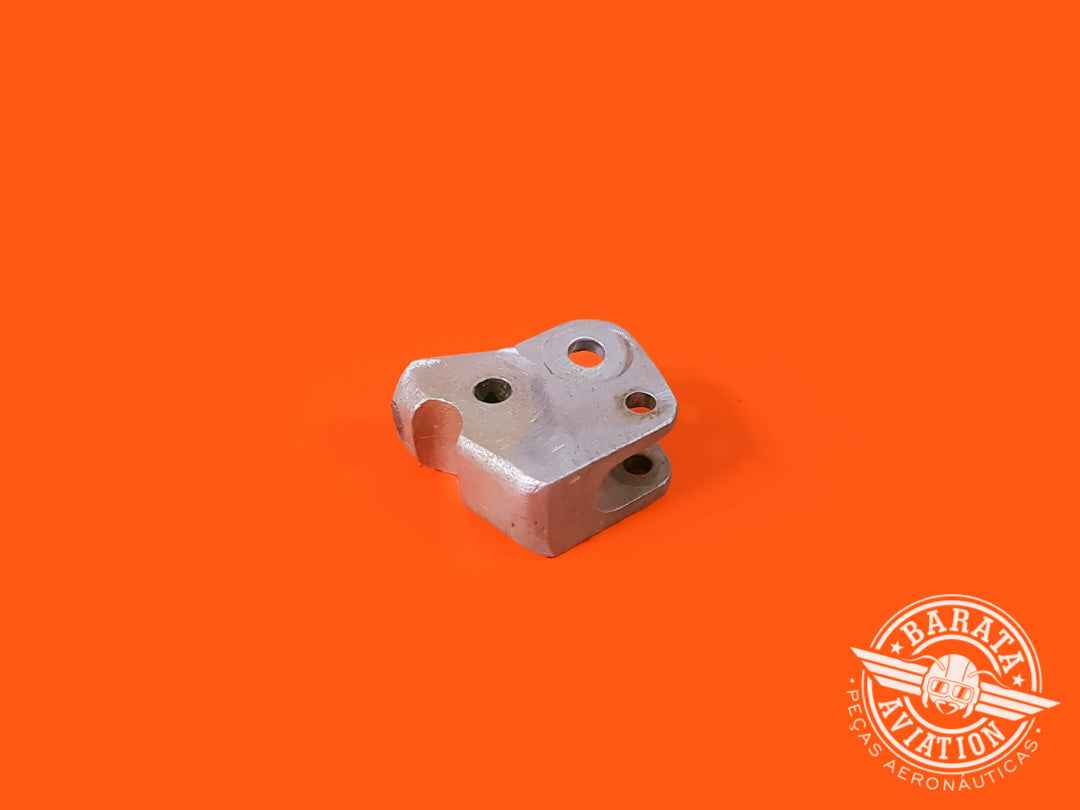 L/H GEAR RETRACTION FITTING - P/N 67031-02 – Barata Aviation Parts