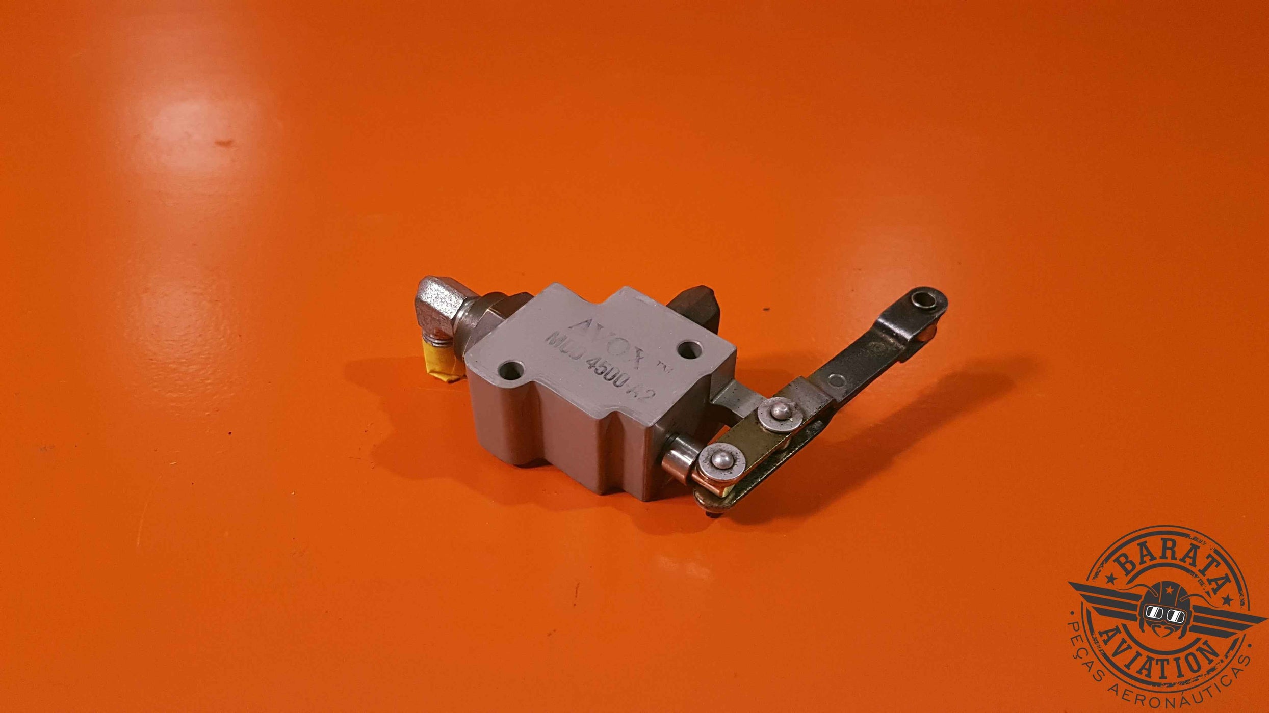 4500-A2 Avox Parking Brake Valve Assy – Barata Aviation Parts