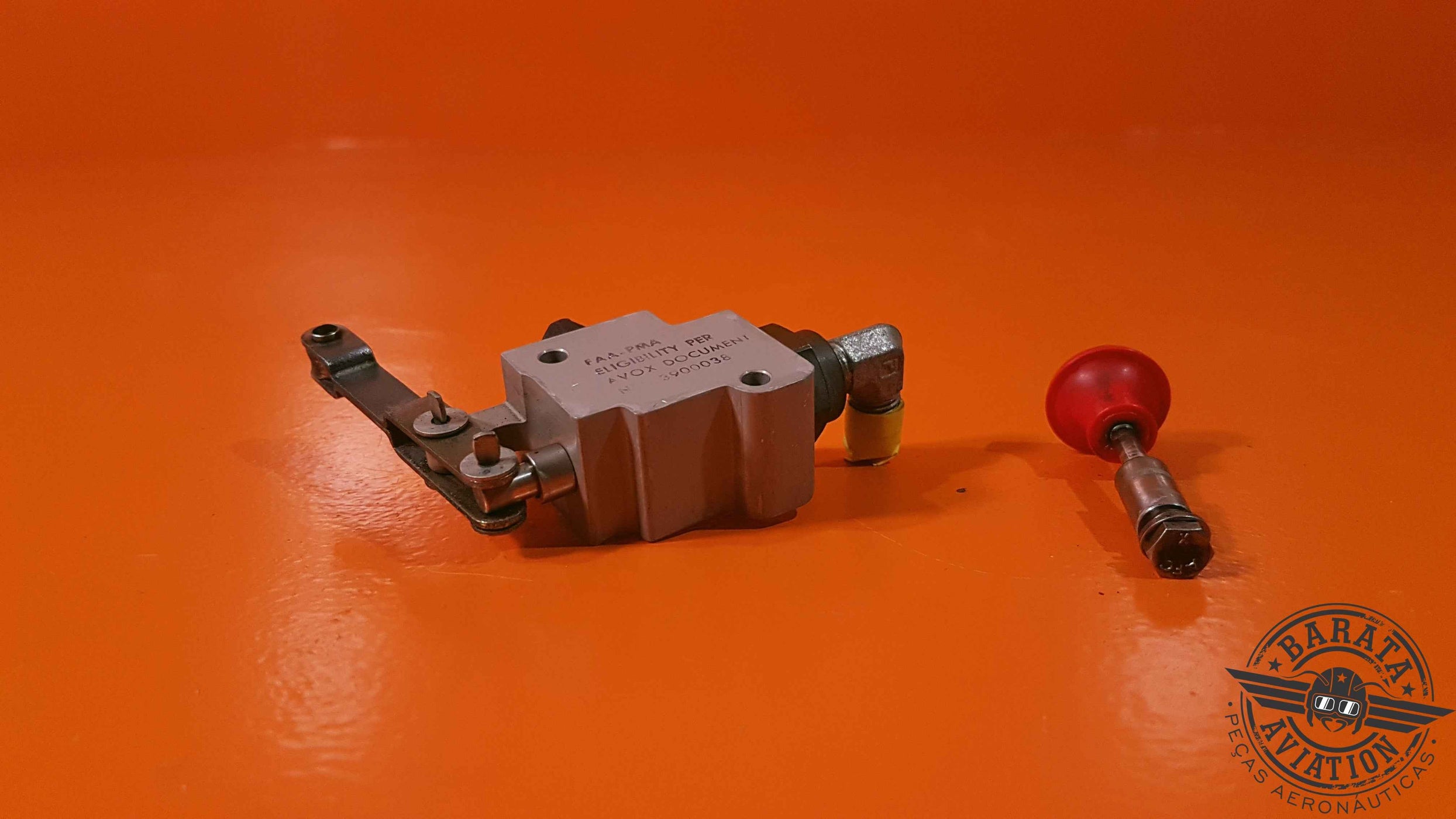 4500-A2 Avox Parking Brake Valve Assy – Barata Aviation Parts