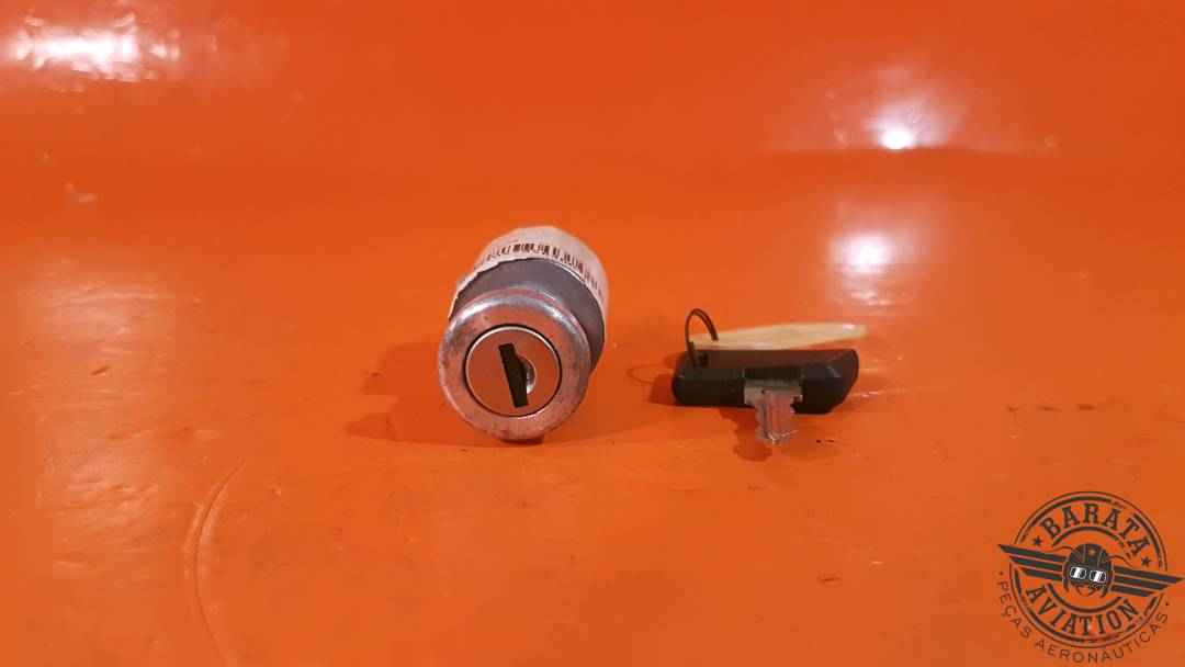 46678 Engine Ignition Switch w/ Key - Experimental – Barata Aviation Parts
