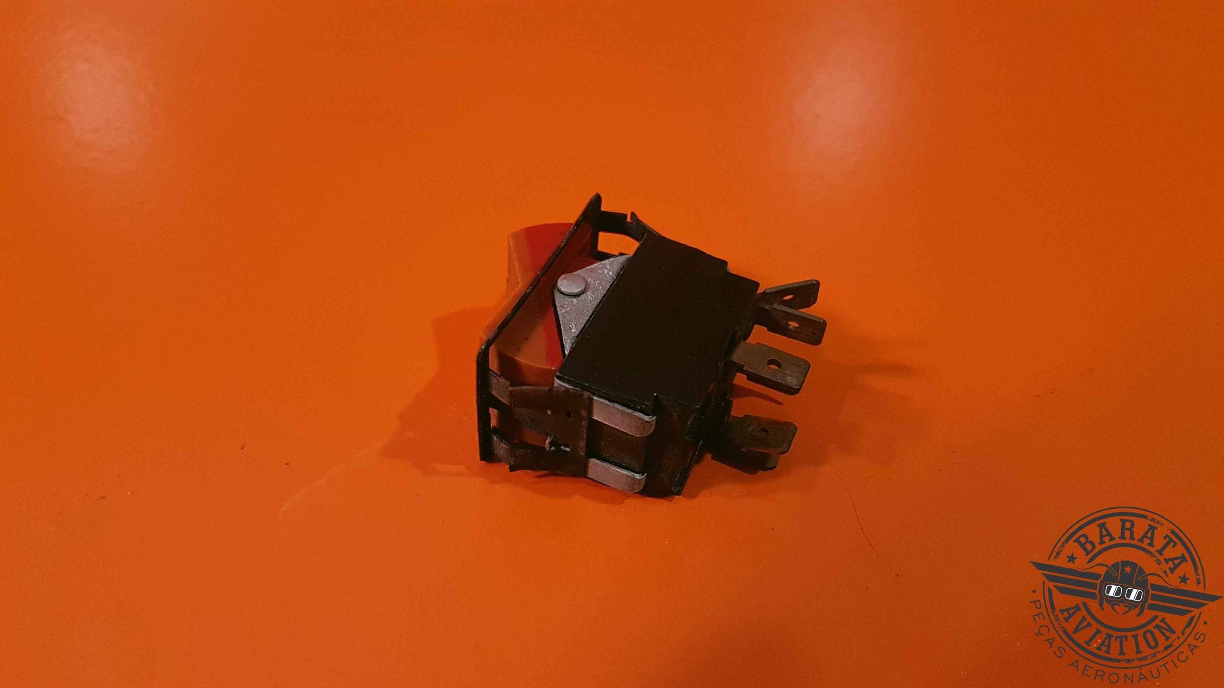 S-1994-1-1 Carling Rocker Master Switch – Barata Aviation Parts
